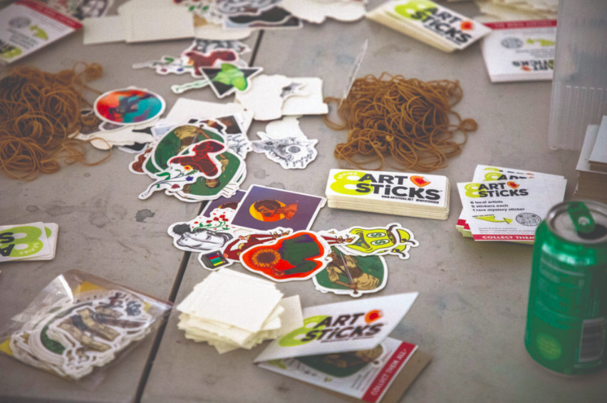 TrySpree - Art Sticks Stickers for Free